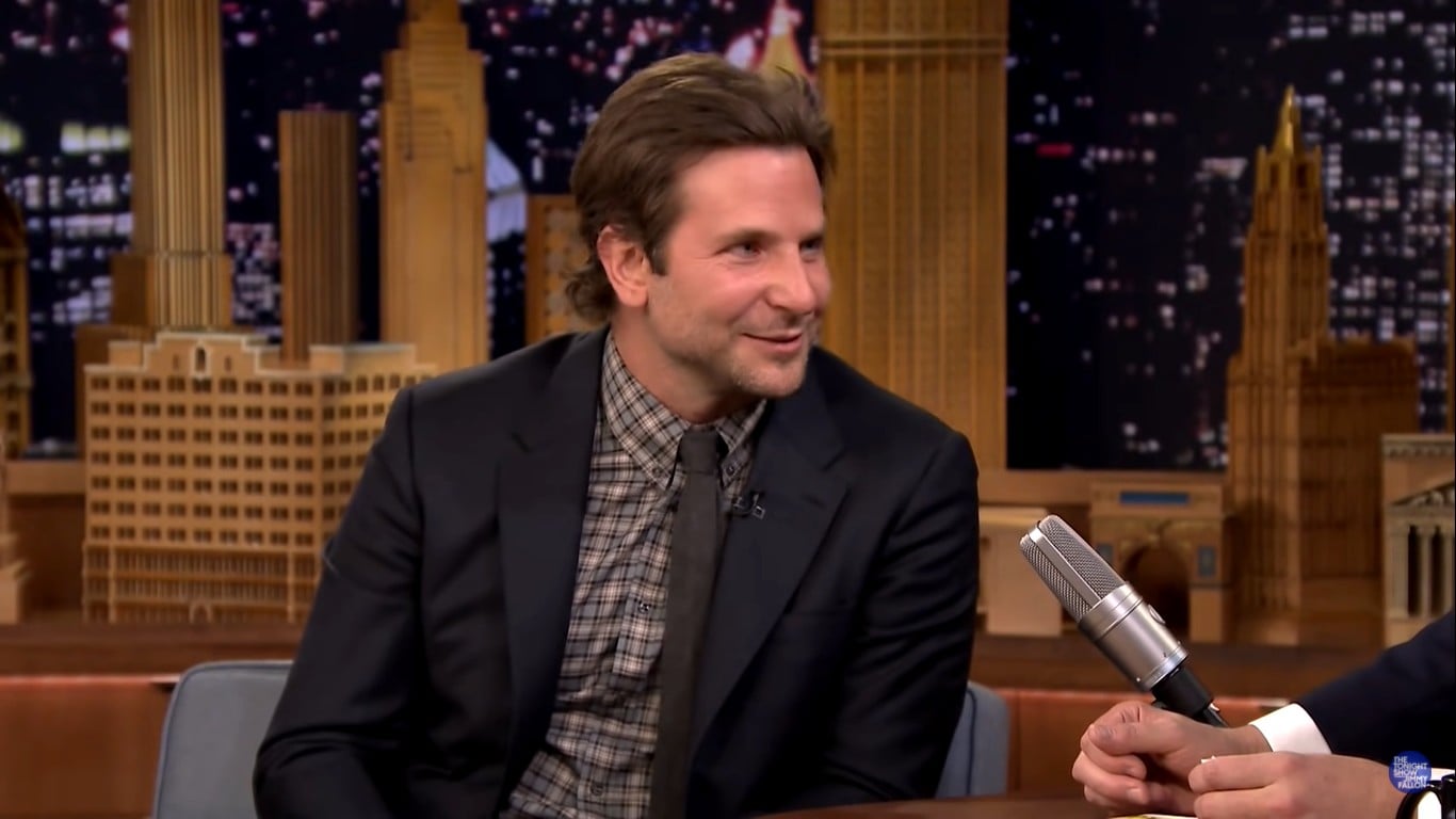 Ön felismeri Bradley Coopert ezen a képen? Az biztos, hogy a rajongói ...