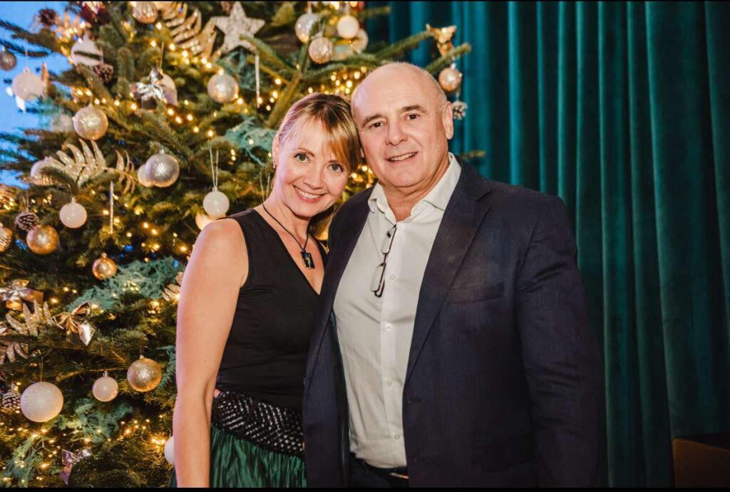 Megható karácsonyi képen Rónai Egon és gyönyörű felesége: így telik a 2024-es karácsony náluk