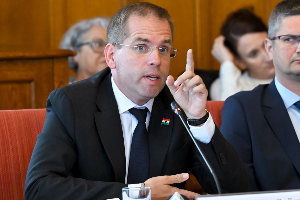 Ruff Bálint a valaha volt legnagyobb politikai és gazdasági ...