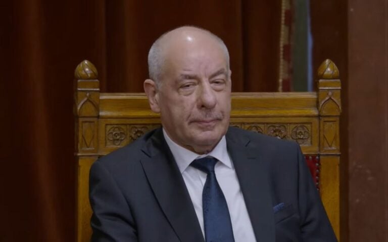 Fokozódik a feszültség Sulyok Tamás és Magyar Péter között, a politika ...