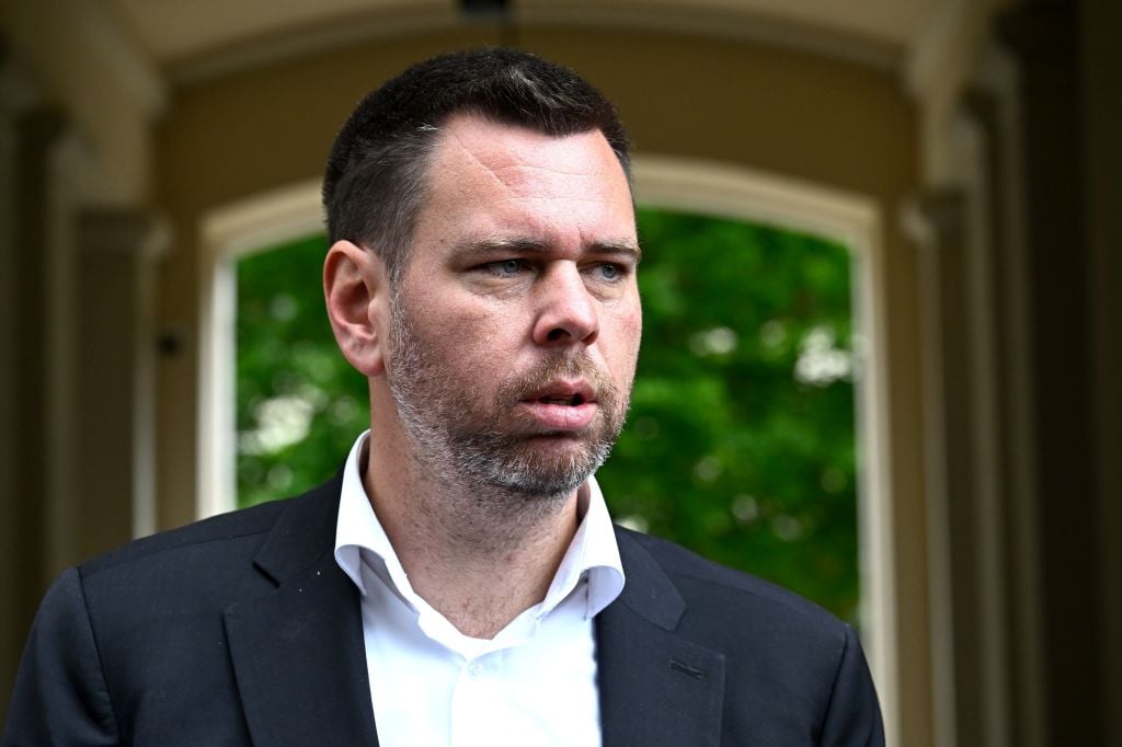 Vitézy Dávid bejelentése: Újabb napon nyílik meg a Karmelita a ...